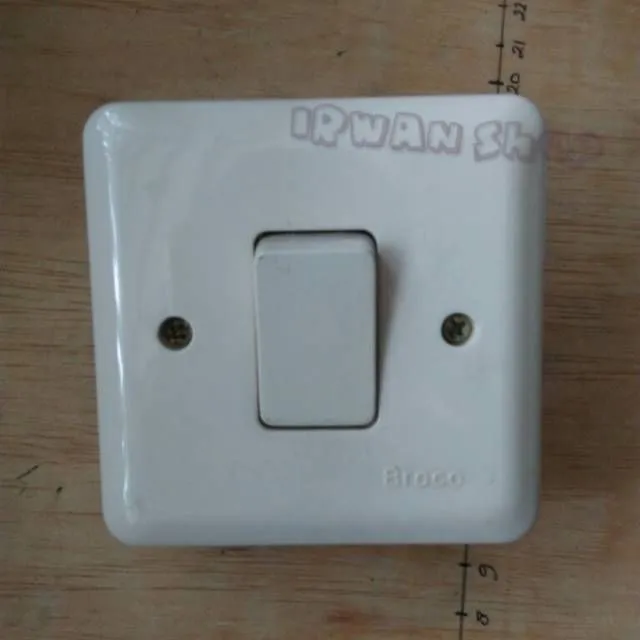 Saklar Engkel Inbow Broco / Saklar Tunggal Tanam Tembok Broco | Lazada ...