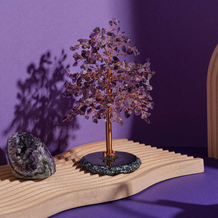 Hoseiki The Tree Of Affluence Presenting a symbol of wealth and ...