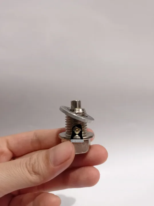 Baut tab oli magnet Canter Baut tab oli L300 Baut pembuangan tap oli ...