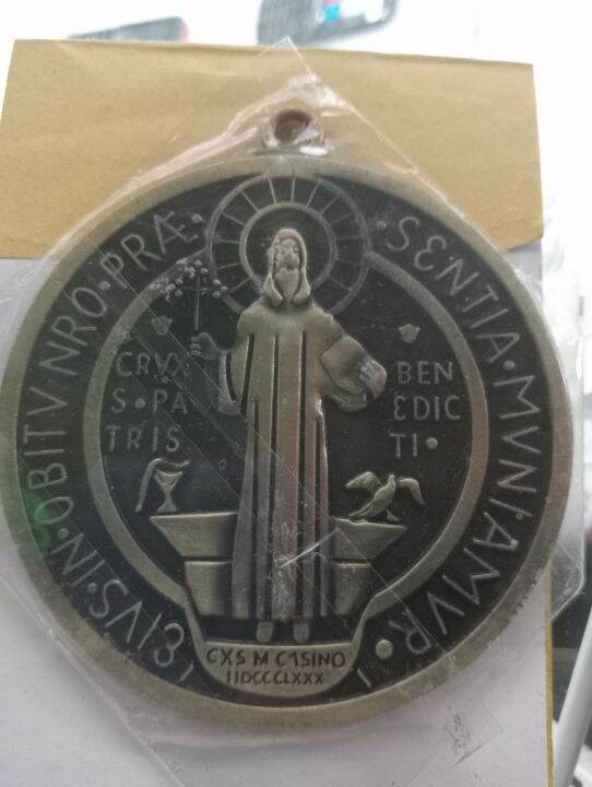 st.benedict pang lagay sa pinto,,pang taboy nag masamang spirito,pang ...