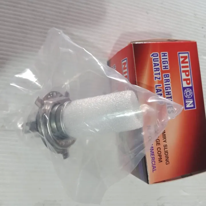 หลอดไฟหน้า 3 ขา ยี่ห้อ นิปปอน 12 V .35 / 35 W ใช้ได้กับมอไซค์ หลายรุ่น หลายยี่ห้อ ใช้สำหรับมอไซ ...