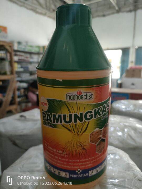 PEMBASMI RUMPUT, HERBISIDA PAMUNGKAS ISI 1L, PEMBASMI RUMPUT SAMPAI KE ...