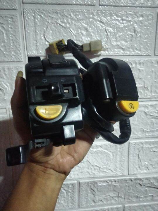 SUZUKI LEFT AND RIGHT SWITCH ORIG ASSY FOR RAIDER 150 CARB | Lazada PH