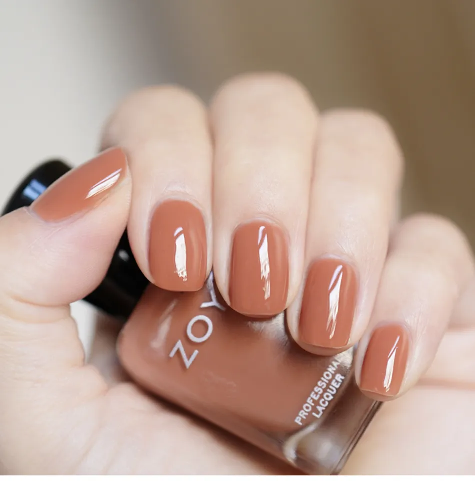 Zoya Flowie