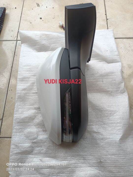 Spion Toyota Innova Zenix Original Toyota 1pcs Tahun 2022 2023 | Lazada ...