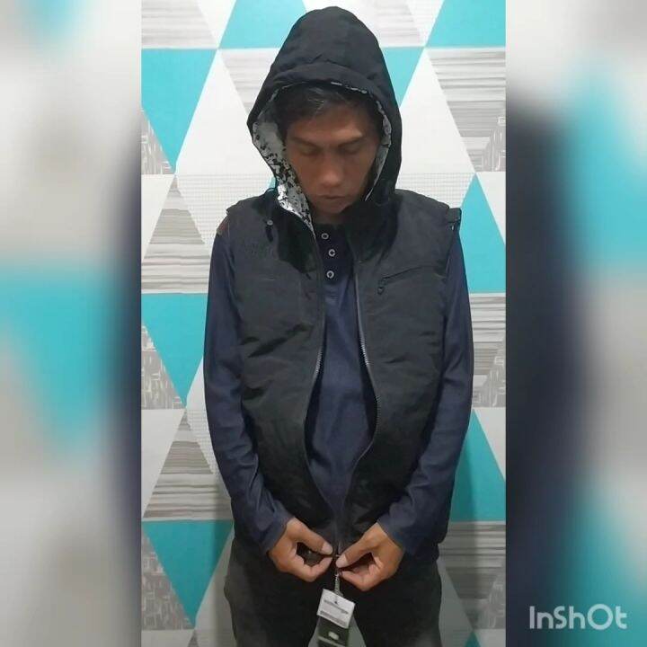 kicksoogar jaket rompi vest bolak balik hitam putih | Lazada Indonesia