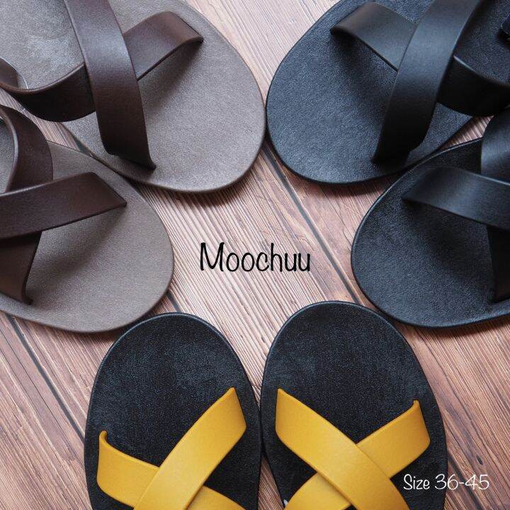 รองเท้า Moochuu MC02 เรียบง่าย ใส่สบาย ทนทาน | Lazada.co.th