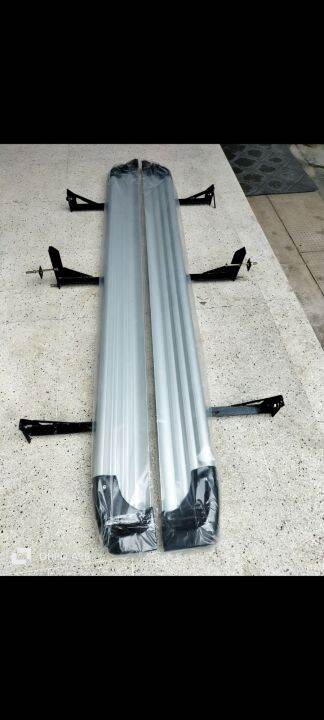 TOYOTA INNOVA STEPBOARD 2005-20015 with bolt on bracket | Lazada PH