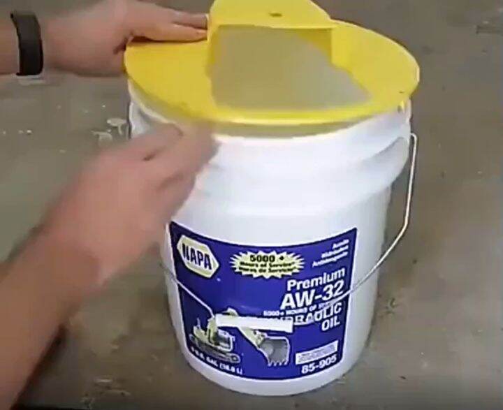 S MALL New Plastic Reusable Smart Mouse Rat Trap Plastic Bucket Lid ...