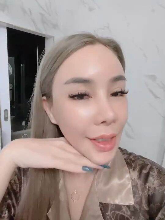 เซรั่มคอลลาเจนทองคำ👑 แบรนด์ชาริยา Chariya ของแท้ 100% ลดความมัน ลดการเกิดสิว ฝ้ากระและจุดด่างดำ ...