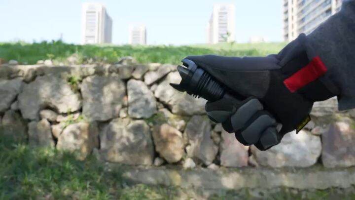 Manker Striker Cu Copper Tactical Flashlight 2300 Lumens LUMINUS SFT40 ...