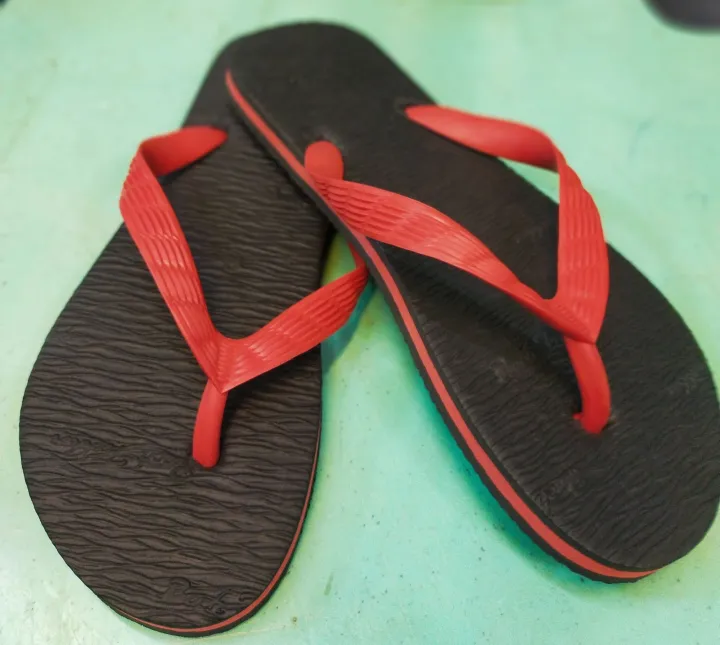 BLACK TOP BEACH TRECKER ORDINARY SLEEPER MADE IN PHILIPPINE..RUBBERIZED ...