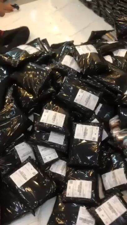 Kaos bombogie pria lengan pendek terbaru 2023 kaos pria distro baju ... Kaos bombogie pria lengan pendek terbaru 2023 kaos pria distro baju ...