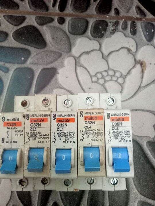 MCB MERLIN / MULTI 9 ORI PLN | Lazada Indonesia