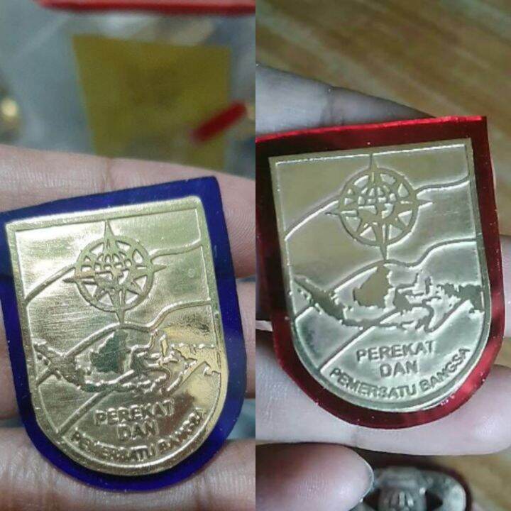 PIN PEREKAT DAN PEMERSATU BANGSA MERAH BRIVET PEREKAT DAN PEMERSATU ...