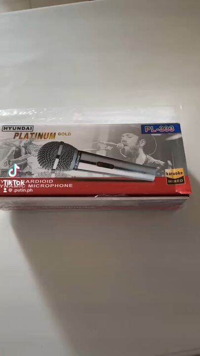 The microphone Platinum PL-333 professional wired microphone system ...