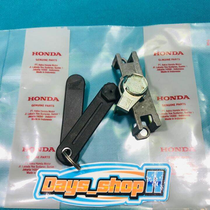 Kunci Pembuka Jok Darurat/Kunci Set Emergency PCX ADV Vario Scoopy ...