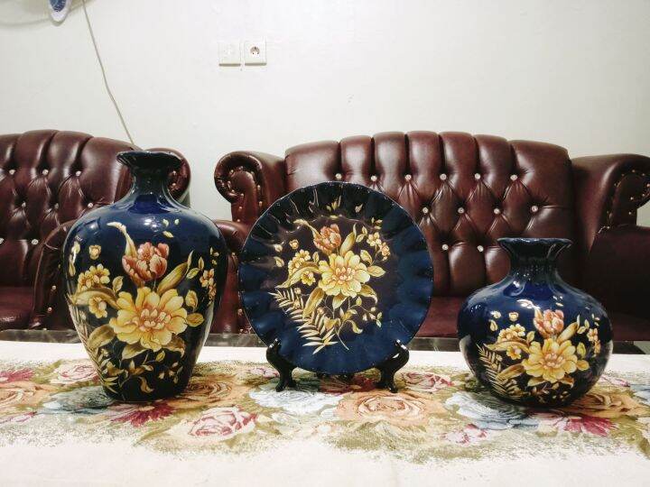 guci keramik motif bunga set / guci antik / guci + piring set / keramik ...