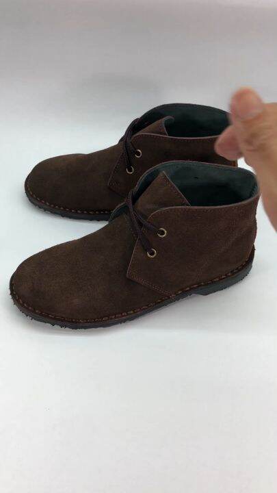 J CHOO รองเท้าผู้ชาย รองเท้าหุ้มข้อ รองเท้าหนังกลับ รองเท้าหนังแท้ ...