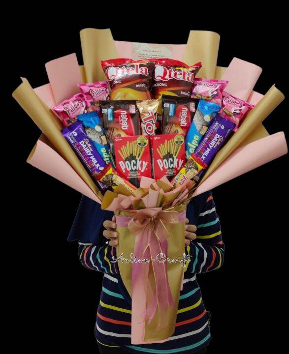 Bucket wisuda/bucket boneka wisuda/bucket Snack/ boneka Teddy bear ...