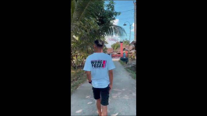 KAOS WONG PUSAT - KAOS DEKENGANE WONG PUSAT VIRAL - T-SHIRT KATA KATA ... KAOS WONG PUSAT - KAOS DEKENGANE WONG PUSAT VIRAL - T-SHIRT KATA KATA ...