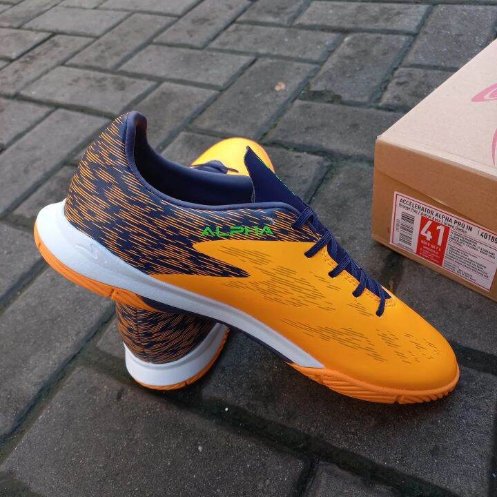Sepatu Futsal Specs ALPHA PRO IN - 100% ORIGINAL | Lazada Indonesia