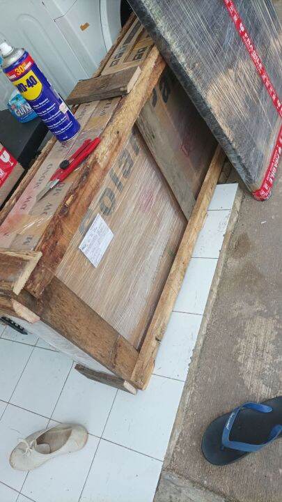 packing kayu palet kayu untuk panel surya 50wp 100wp 120wp 150wp ...