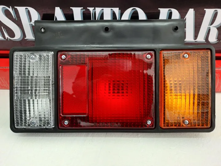 NPR NHR PAIR OF TAIL LIGHT SET | Lazada PH