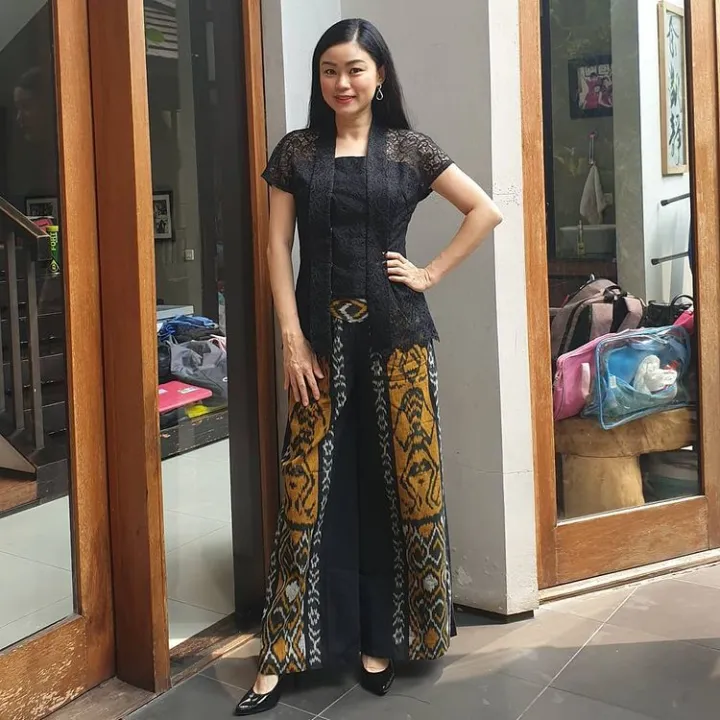 Baju Kebaya tenun - Baju adat wanita - Baju wanita terbaru - Baju ...