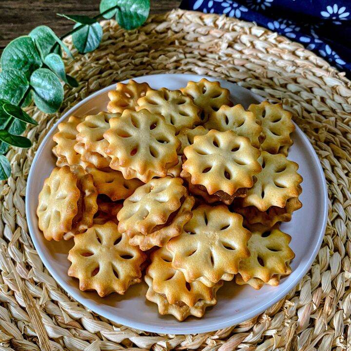 Biskut Timbang Mini Golden Biscuit with Pineapple Jam 180g (HALAL)Nenas ...