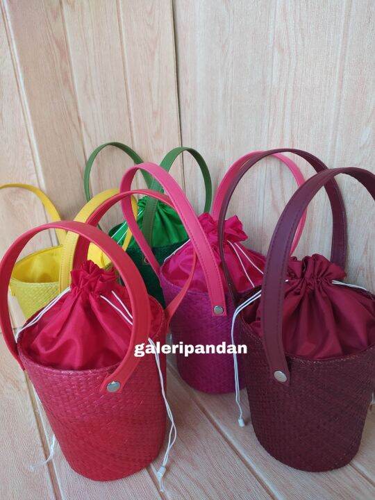 TAS ANYAMAN PANDAN PARCEL HAMPERS WARNA TALI VINIL | Lazada Indonesia