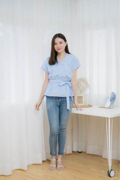 Mommade-เสื้อให้นม Blue Stripe Wrap Top | Lazada.co.th