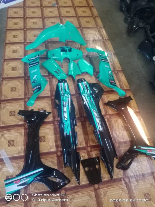cover body motor Yamaha fizR F1Zr full set halus petronas warna ...