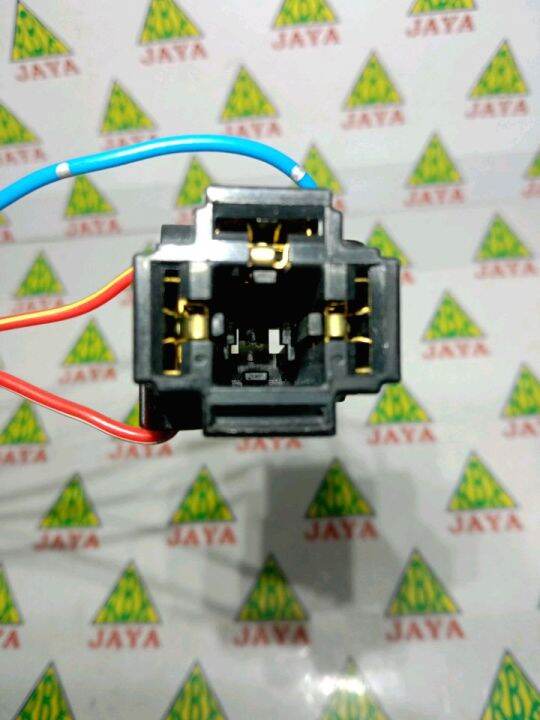 Socket Soket Fiting H4 Lampu Besar Utama Mobil Original Universal ...