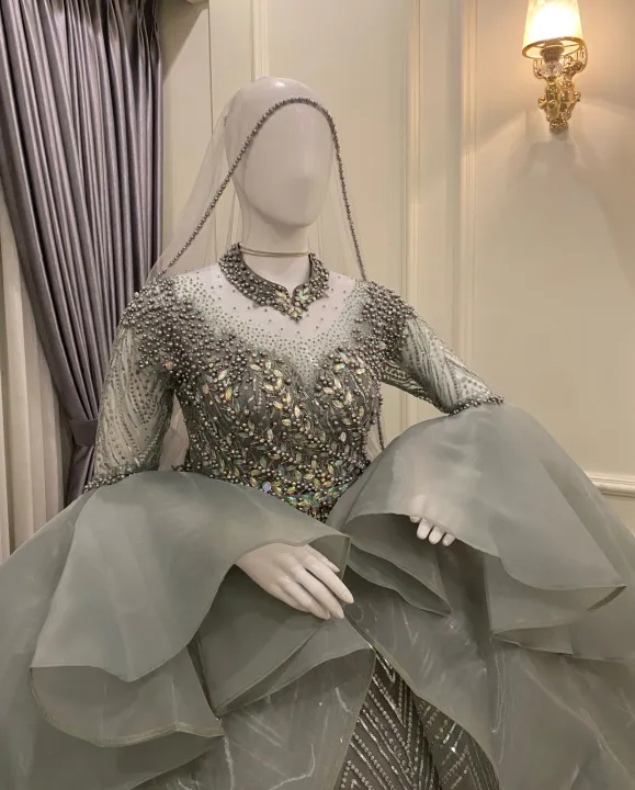 baju gaun pengantin warna abu abu silver tua lengan trompet wedding ...