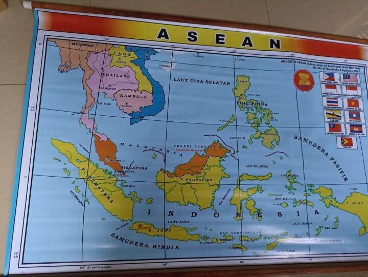 PETA ASEAN BINGKAI KAYU GULUNG / PETA GULUNG | Lazada Indonesia