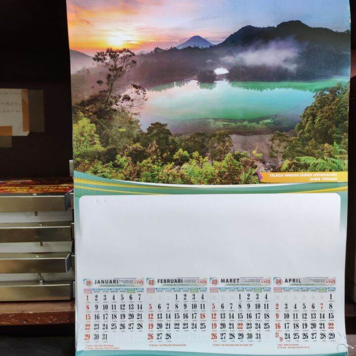 Kalender caturwulan, pemandangan alam telaga ukuran 38 x 54 harga per ...