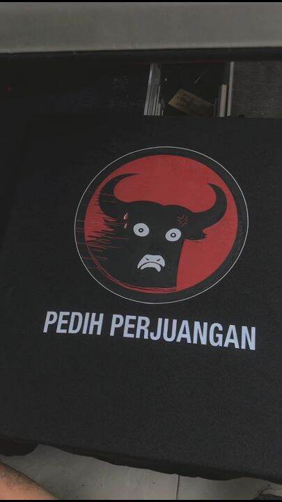 PROBEERHARD - KAOS PARODI PDI (PEDIH PERJUANGAN) - KAOS KATA KATA LUCU ...