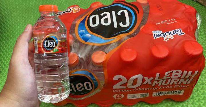 Air Mineral Cleo 220ml isi 1 krat | Lazada Indonesia
