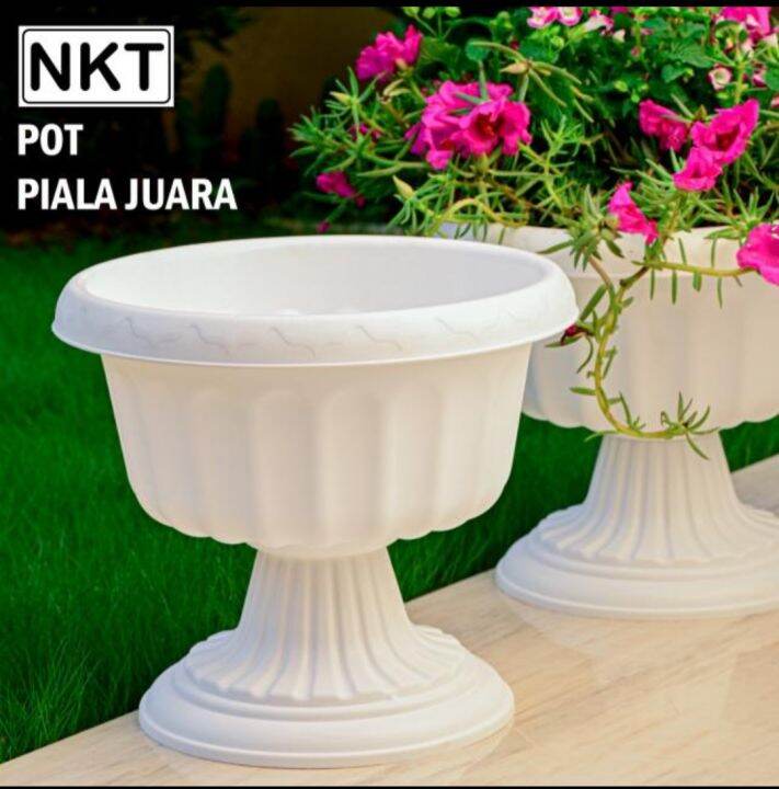 Pot Piala Pot Juara NKT Bahan dari Plastik kuat, tebal dan berkualitas ...