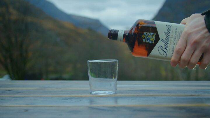 Ballantine's Finest Blended Scotch Whisky 700ml | Lazada PH