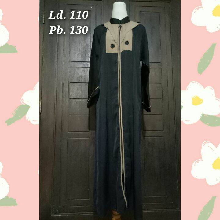Abaya simple model ziper sampai bawah minus noda di tangan bawah dan ...