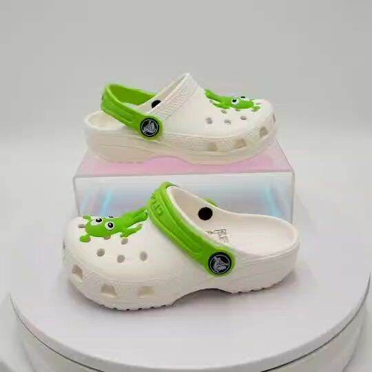 รองเท้าลำลองแฟชั่น เด็ก สไตล์ Crocs Classic Glow Alien Clog Kids ...