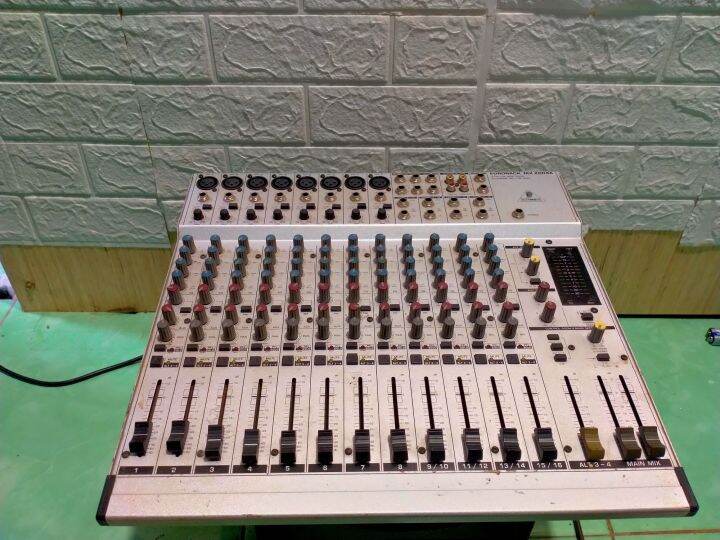 Mixer Behringer EURORACK MX 2004A/Mixer Behringer MX 2004A original ...