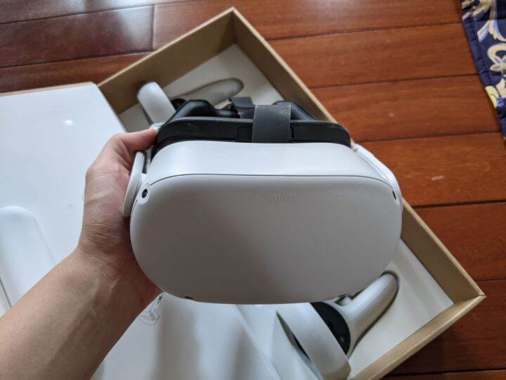 Kính thực tế ảo Oculus Quest 2 64GB (Meta Quest 2) | Lazada.vn