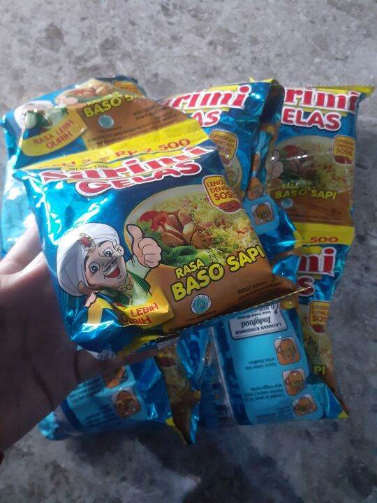 Mi instan Sarimi gelas Rasa Baso Sapi LENGKAP DENGAN SOSIS | Lazada ...
