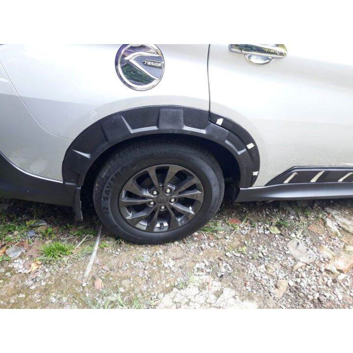 Over fender & list pintu Mitsubishi Xpander model Rockford style ...