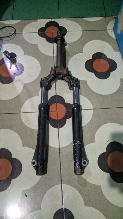 Shock Sok Depan+segitiga Motor Honda Supra fit lama , Fit new , Revo lama ,Karisma Tromol ...