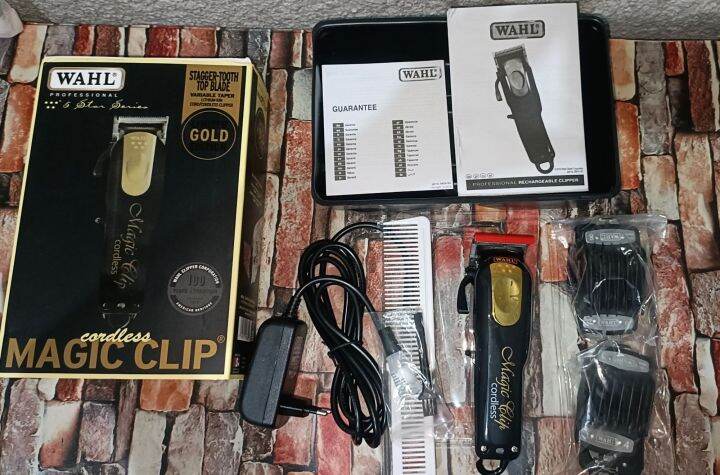 WAHL 8148-100 Professional 5 Star Cordless Magic Clip Hair Clipper with ...