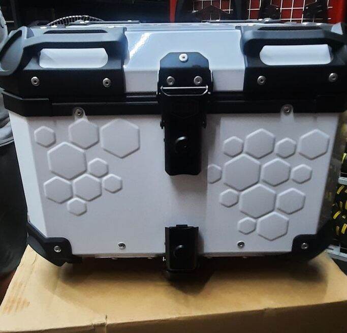MOTOBOX ALLOY TOP BOX 55 LITERS | Lazada PH